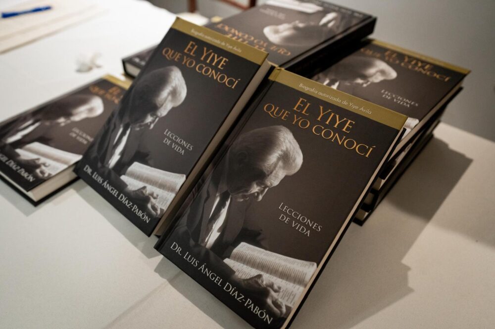 Acogen la presentación del libro “El Yiye que yo conocí: Lecciones de ...